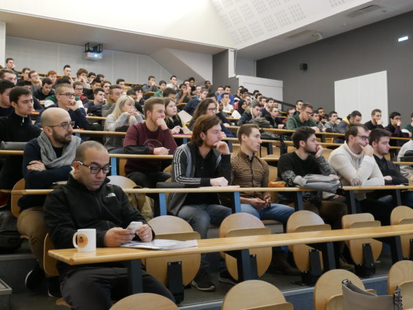 Journée de sensibilisation à l’entrepreneuriat et l’intrapreneuriat le ...